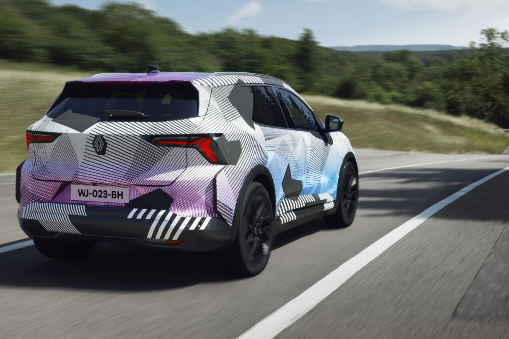 Nouveau Renault Scénic 5 (2023) : Un SUV électrique fabriqué localement ...